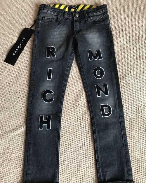 Новые джинсы Richmond