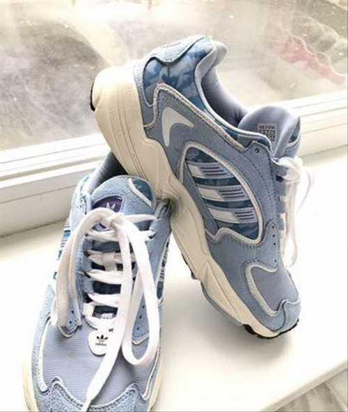 Кроссовки adidas falcon 2000