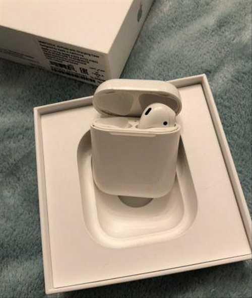 Кейс+правй наушник apple airpods1