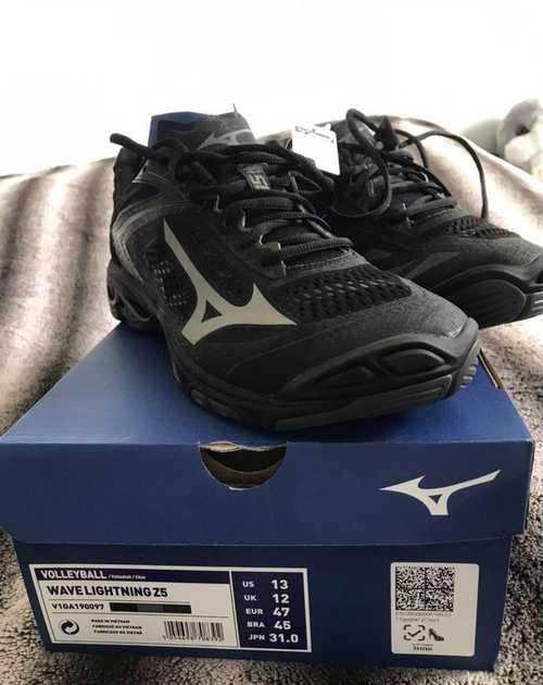 Кроссовки Mizuno Wave Lightning Z5