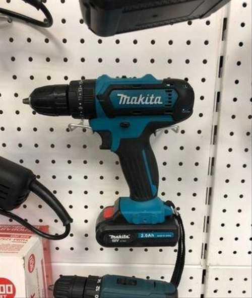 Аккумуляторный шуруповерт makita