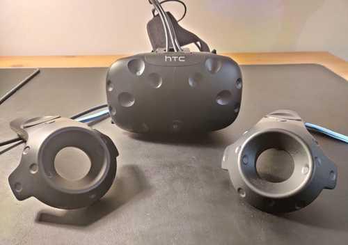 Шлем виртуальной реальности HTC Vive