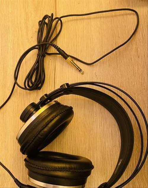 Наушники AKG K 271 Mk2