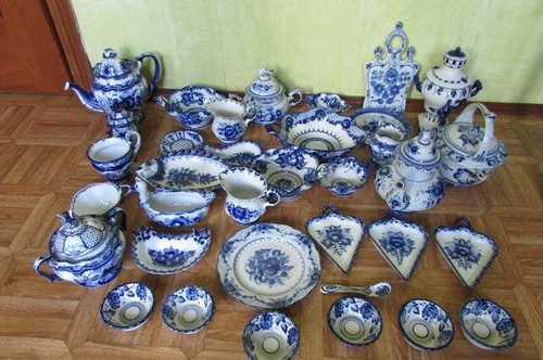 Набор гжельской посуды из коллекции (38 предметов)