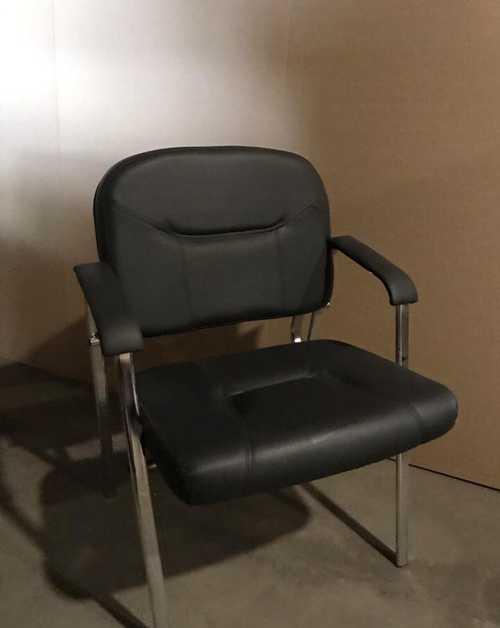 Конференц-кресло форум Z 11 кож.зам черный