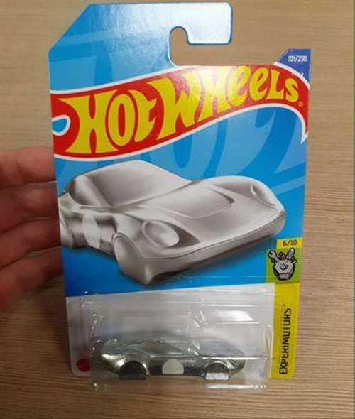 Брелок hot wheels