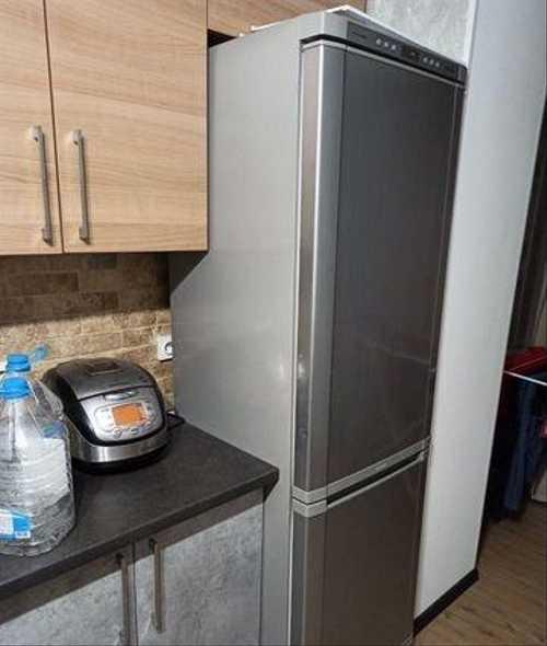 Холодильник Samsung RL39ebms