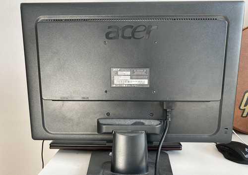Монитор Acer AL2016