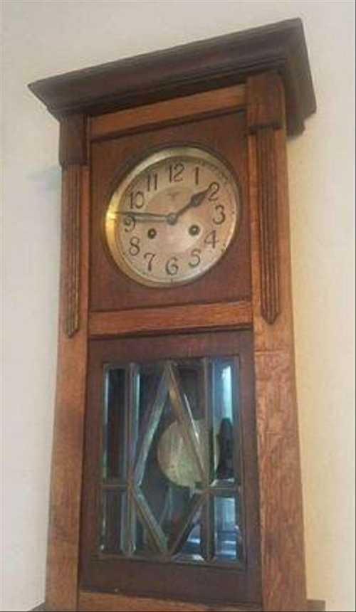 Старинные настенные немецкие часы с боем