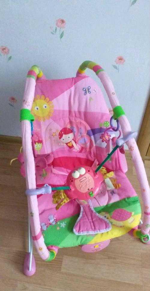 Шезлонг-баунсер Tiny lovе и коврик Fisher Price