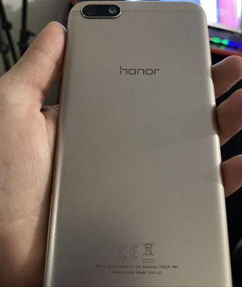 Телефон honor 7а pro