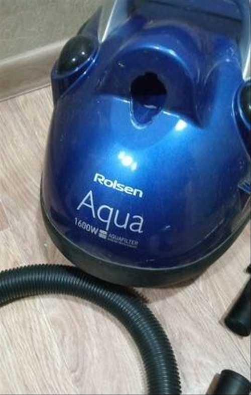 Пылесос Rolsen Aqua