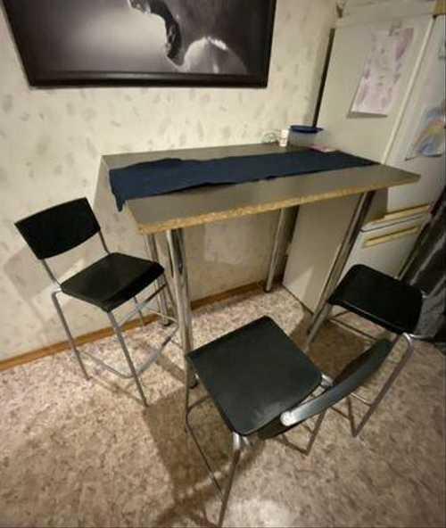 Барный стол и стулья