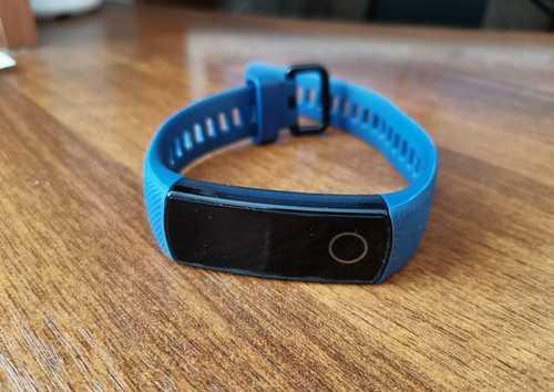 Фитнес браслет Honor Band Pro 4