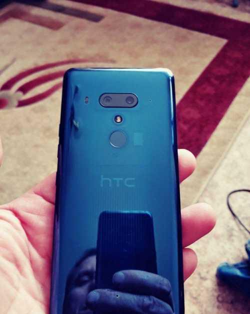Телефон HTC U12+blue