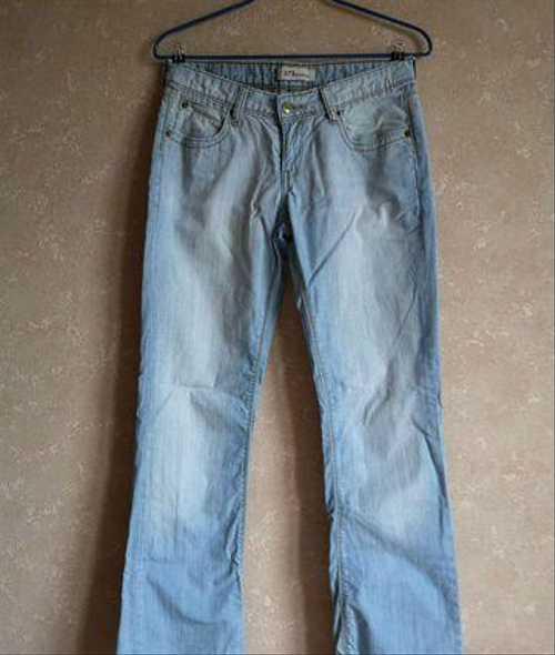 Джинсы Levi's 572