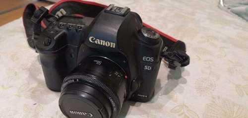 Зеркальный фотоаппарат canon5d mark2