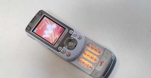 Sony Ericsson W550i White