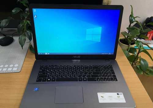 Asus vivobook 17 x705m