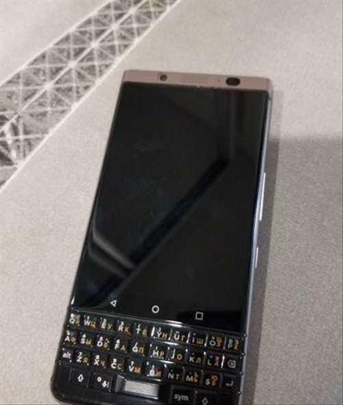 Телефон BlackBerry KeyOne Bronze edition