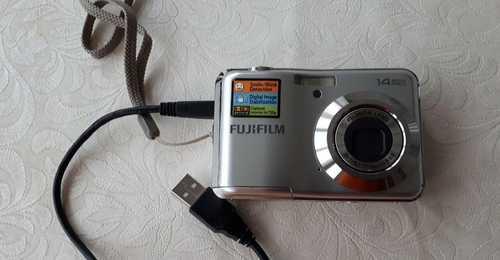 Фотоаппарат Fujifilm (фуджифильм) FinePix AV200