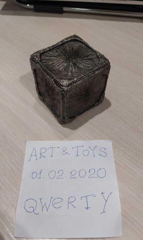 Hot Toys MMS447 Atlantean Mother Box