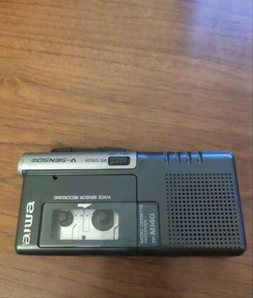 Диктофон кассетный aiwa TP-M140