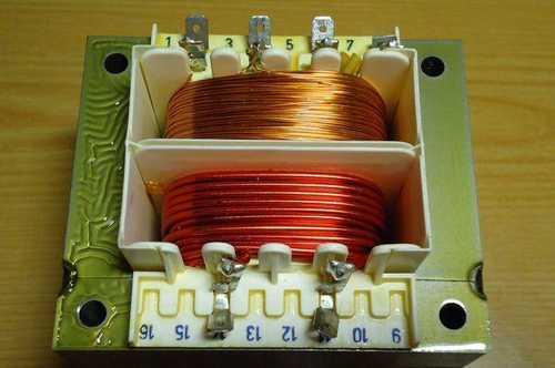 Трансформатор 220/12 понижающий