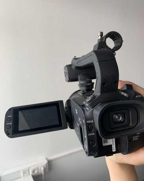 Продам камеру canon XA15