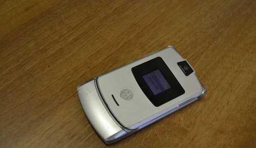 Оригинальный телефон Motorola RAZr-V3 Silver, б/у