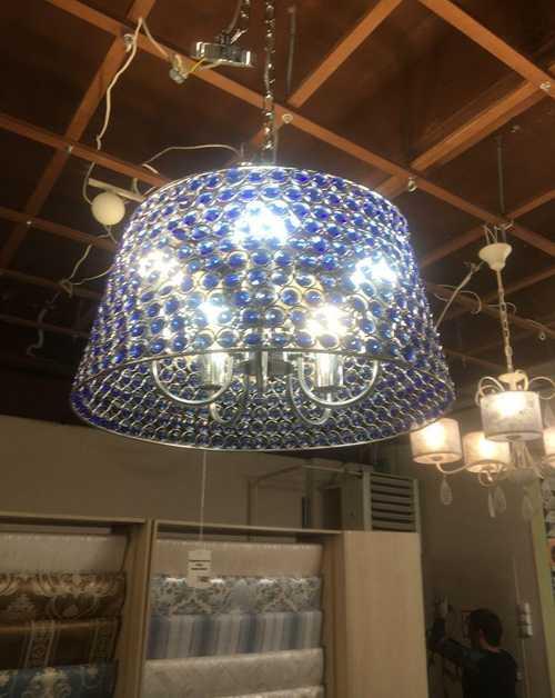 Продаю новую Люстру