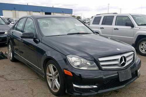 Разбор Мерседес C class W204 C300 4matic из США