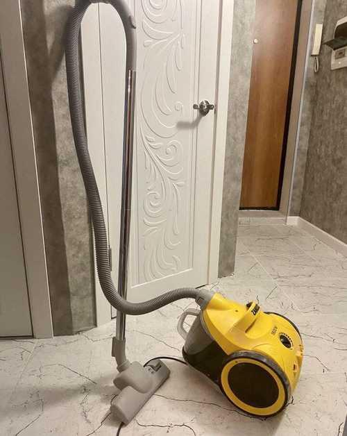 Пылесос Zanussi 1800w