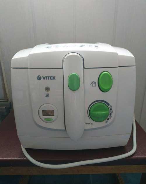 Фритюрница Vitek VT-1537 W