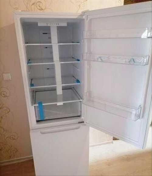 Холодильник Candy ccrn 6180W