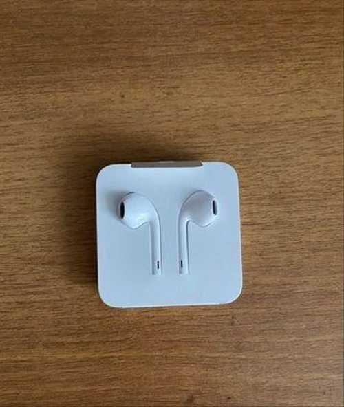 Гарнитура apple EarPods, c lighting разъемом