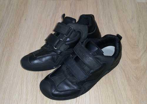 Кожаные кроссовки Geox p.36 22,5см