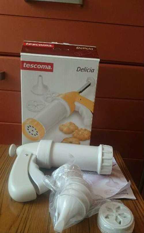 Пресс для теста, шприц кондитерский Tescoma новый