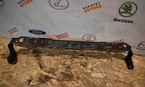 Планка радиатора передняя нижняя Ford Focus 3