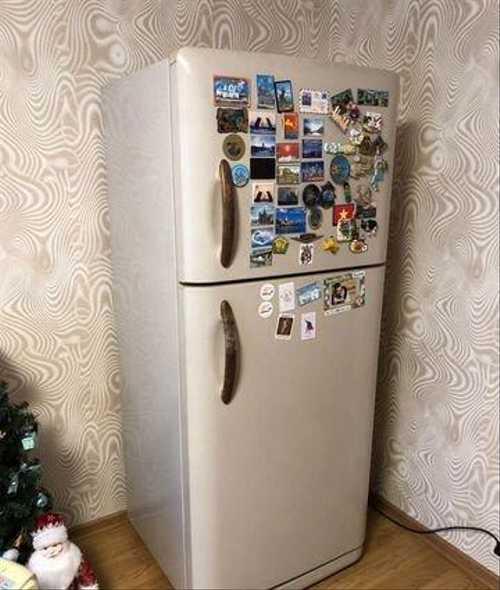 Вид хороший холодильник Daewoo No Frost