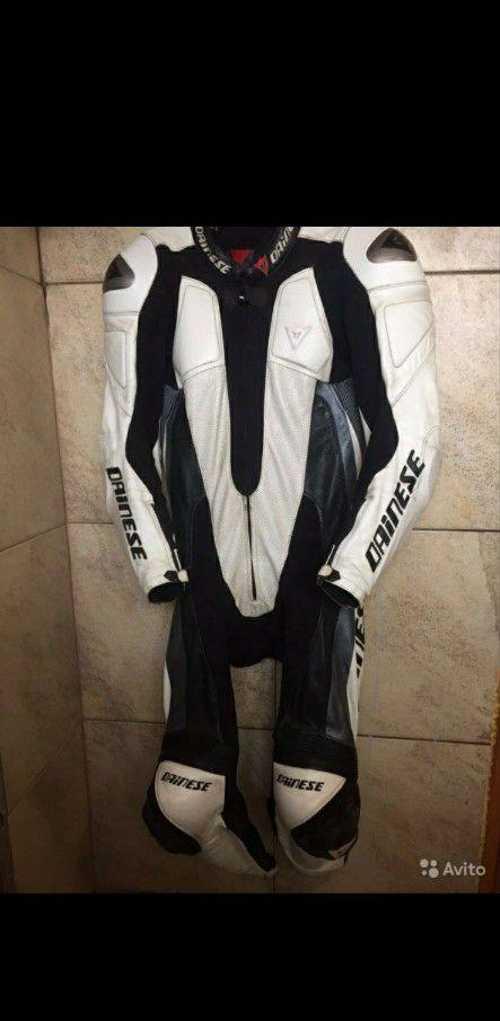 Мотокомбенезон Dainese einteiler