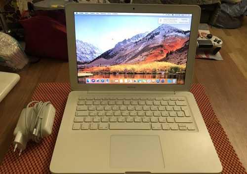 MacBook white 2010 c ssd