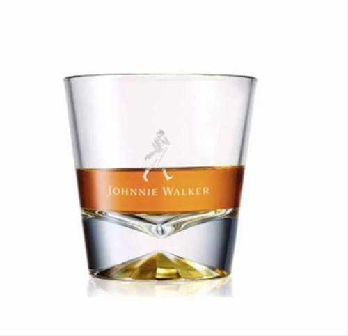 2 фирменных стакана виски Johnnie Walker