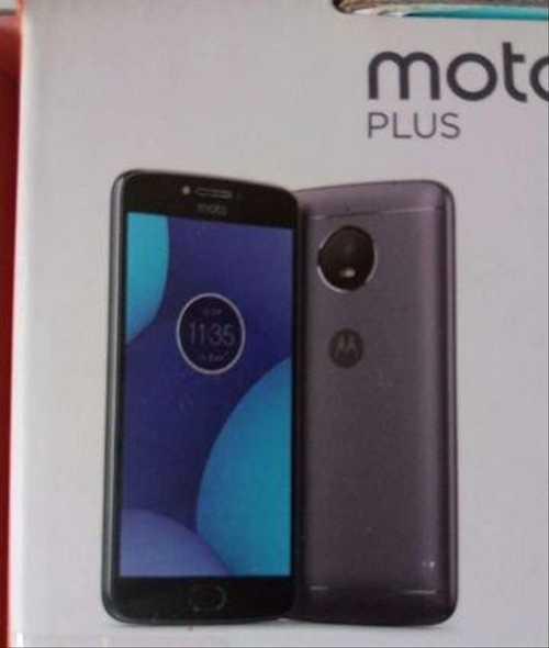 Телефон Motorola moto E Plus
