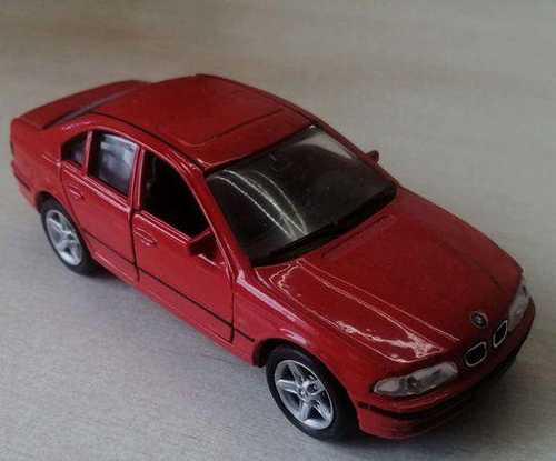 Модель автомобиля BMW 328i Welly 1:36