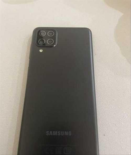 Телефон Samsung A12