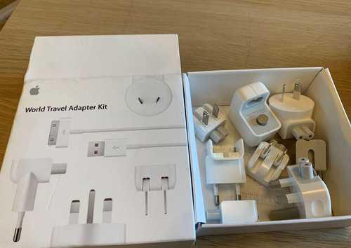 Комплект адаптеров Apple World Travel Adapter Kit