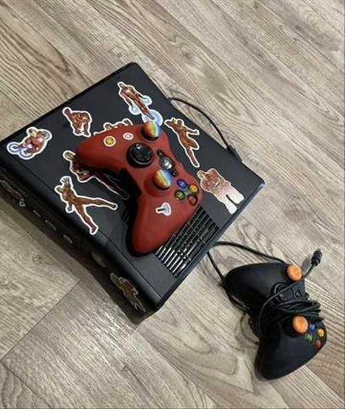 Xbox 360 с играми и жестким диском