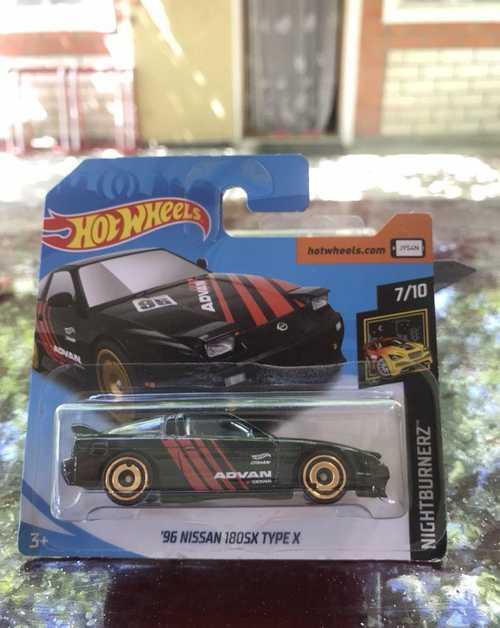 Модель машины Hot Wheels 96 Nissan 180SX Type X