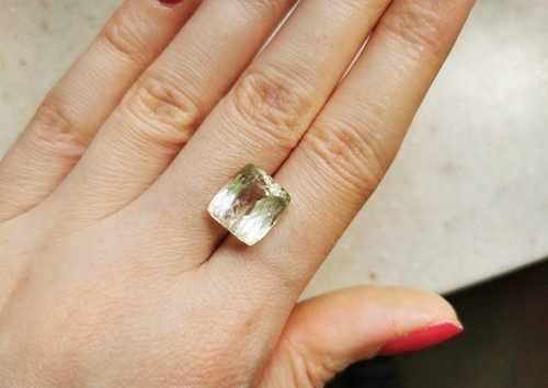 Природный желтый кунцит 10,03 карата